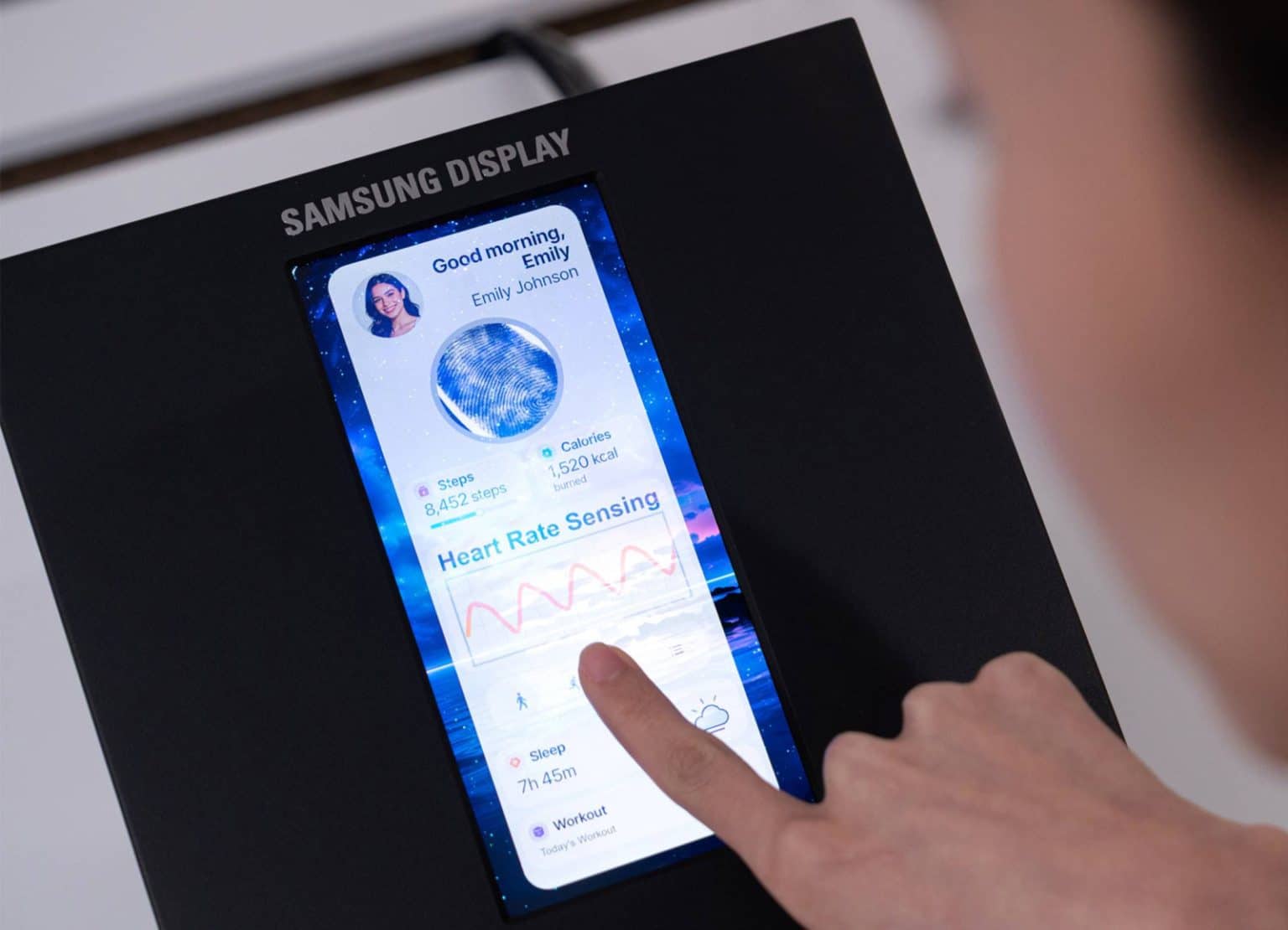 Samsung's New Display Prototype Can Do a Lot More Than Just Hide Your ...